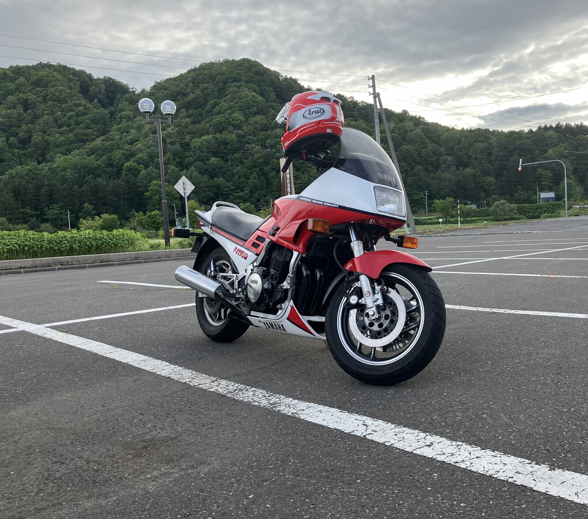 YAMAHA FJ1100 36Y: BOKTON